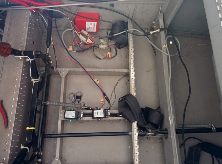 Aircraft rewiring – Patrik's projects